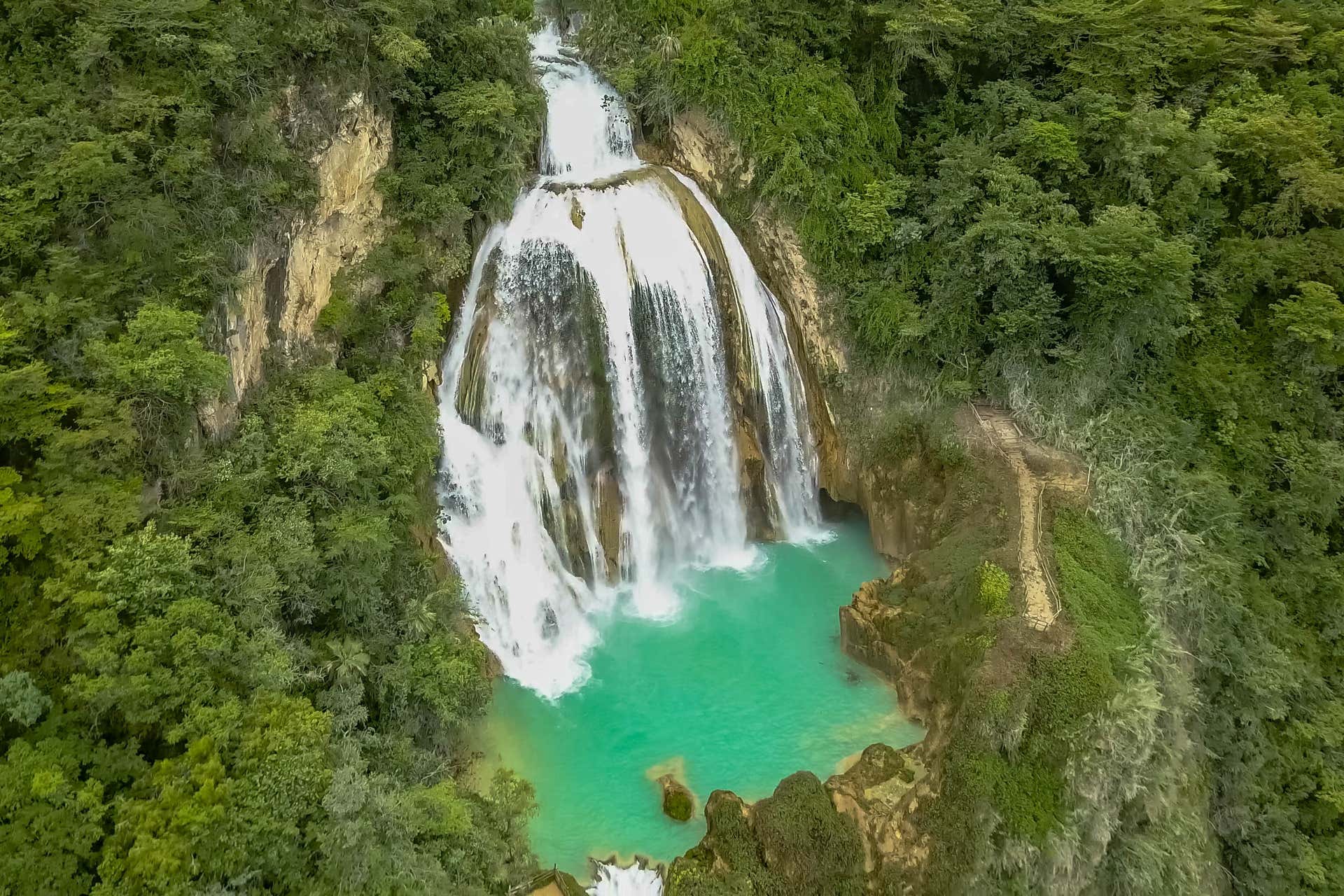 El Chiflón Waterfalls Tour from Comitán de Domínguez