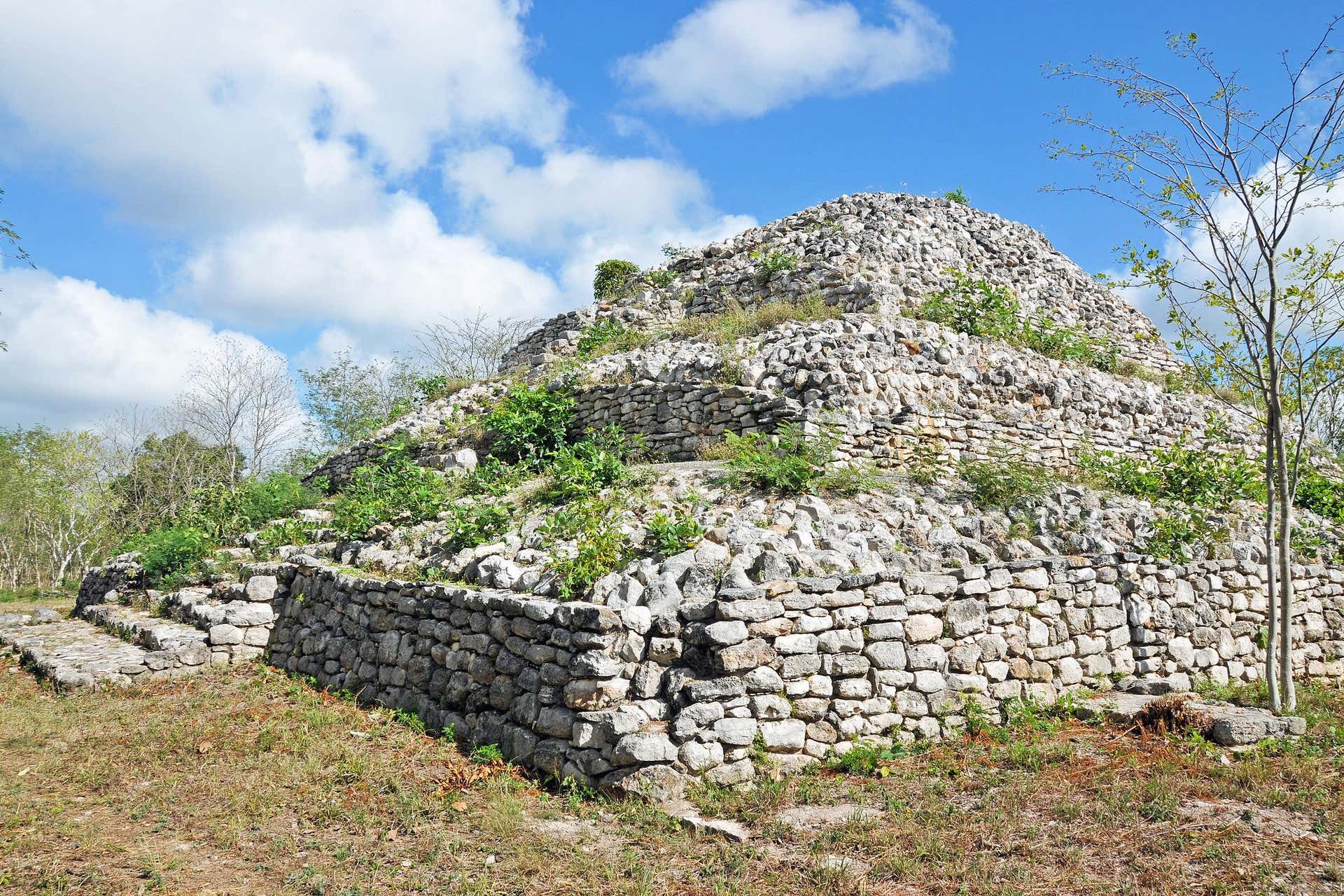 Excursión a Yaxuná + Cenote Lol Ha desde Mérida - Civitatis.com