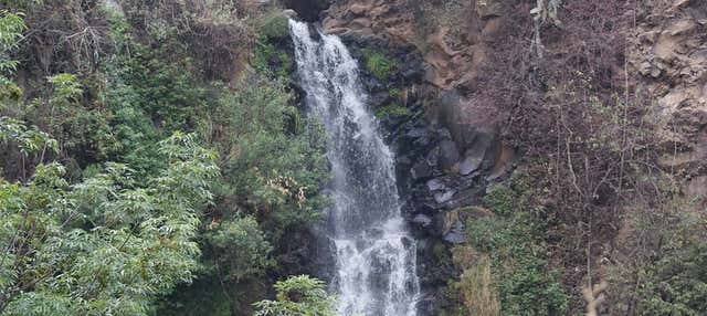 Excursión a las cuevas de Tiristarán y cascada de Chiquimitio desde ...