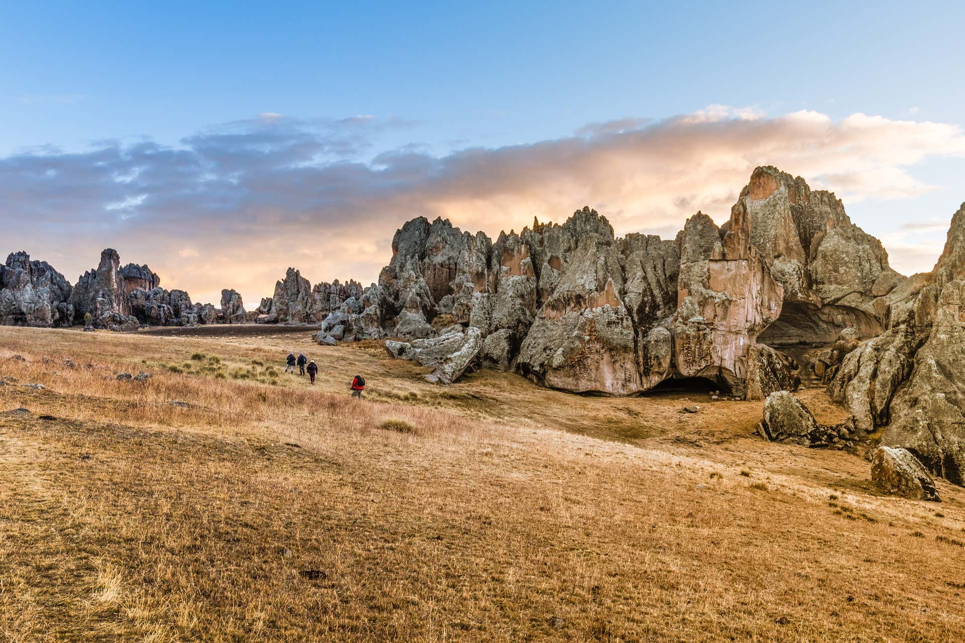 Excursión de 2 días a Hatun Machay desde Huaraz - Civitatis.com