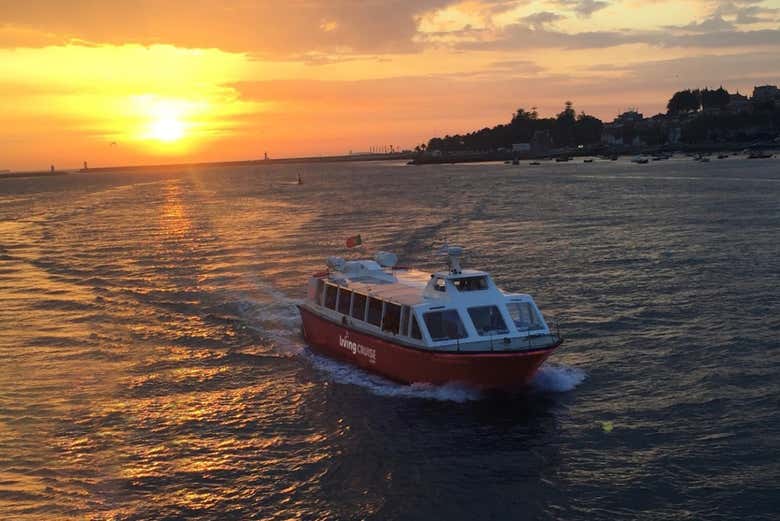 Festa de barco pelo rio Douro saindo de Porto - Civitatis.com Brasil
