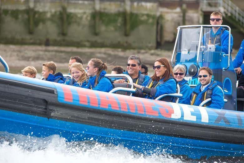 London River Thames Jet speedboat experience - Civitatis.com