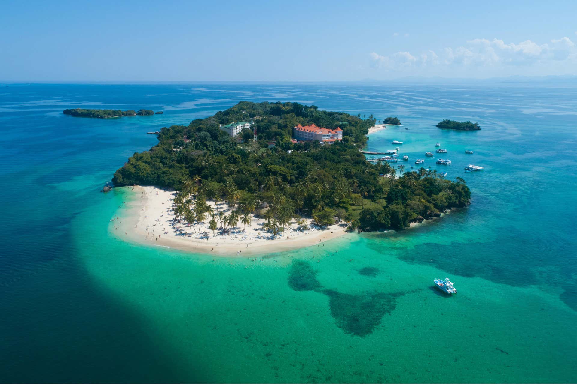 Excursión a Cayo Levantado desde Samaná - Civitatis.com