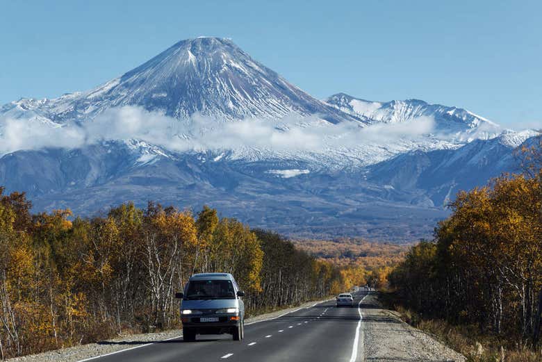 Avachinsky Volcano Day Trip from Petropavlovsk-Kamchatka, Petropavlovsk ...