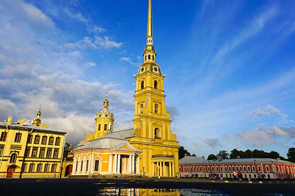 Top 10 - Ten must-visit places in Saint Petersburg