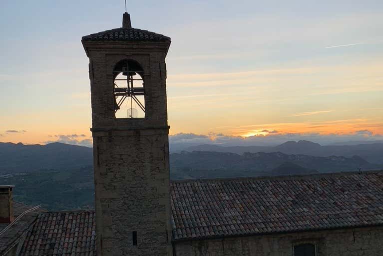 Visite privée dans Saint-Marin - Réservez sur Civitatis.com