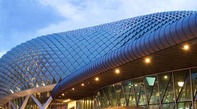 Esplanade, Theatres on the Bay - Singapore's most famous theatre