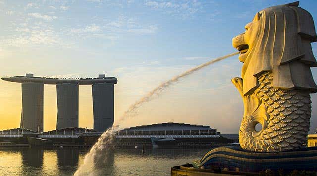 Merlion Park - Scopri il Merlion, simbolo di Singapore