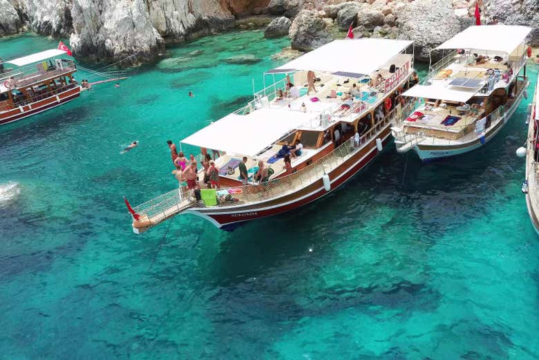 Tour to Suluada from Kemer - Book Online at Civitatis.com