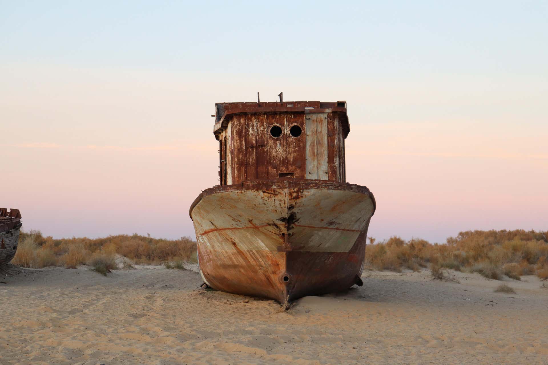 2-day Trip to the Aral Sea and Ship Graveyard from Nukus
