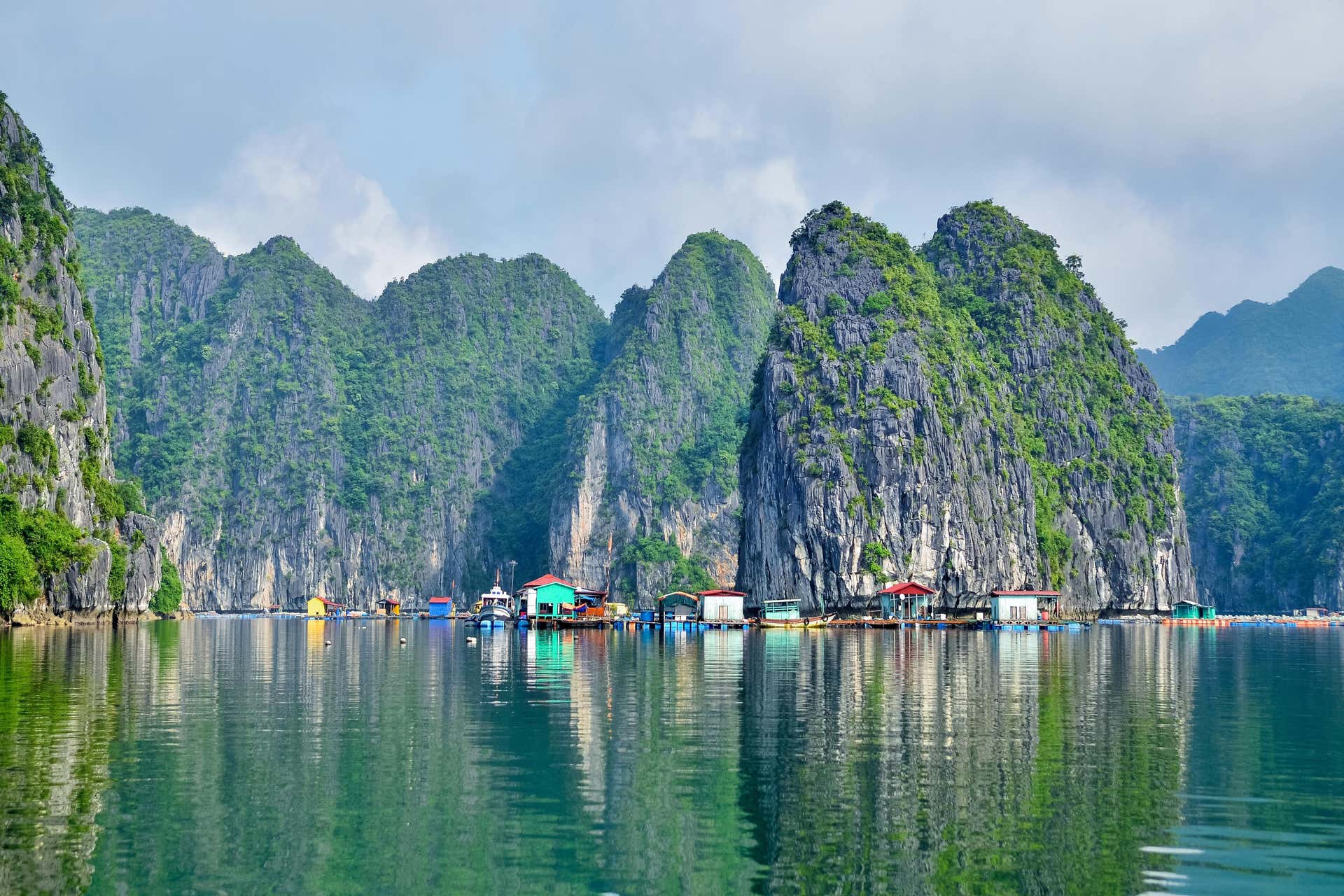 Excursión a las bahías de Ha Long y Lan Ha desde Cat Ba